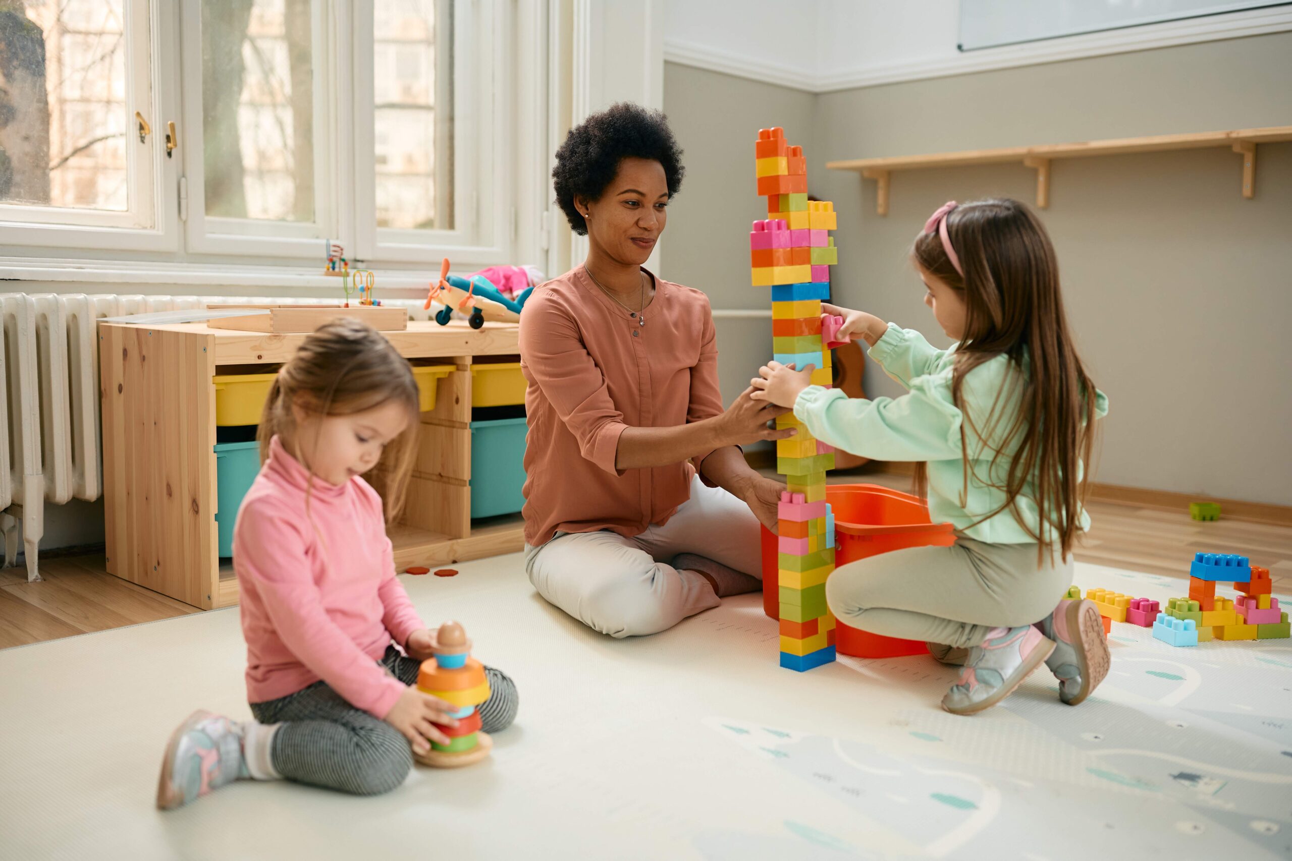 Facilitating Friendships for Autistic Kids | divershines.com
